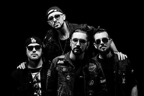 «Рок у фонтана»: концерт группы One more band